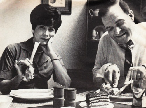 Metrecal For Lunch Bunch | Envisioning The American Dream